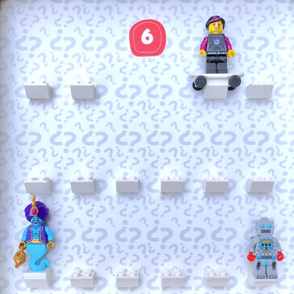 Display for LEGO DC Minifigures Series